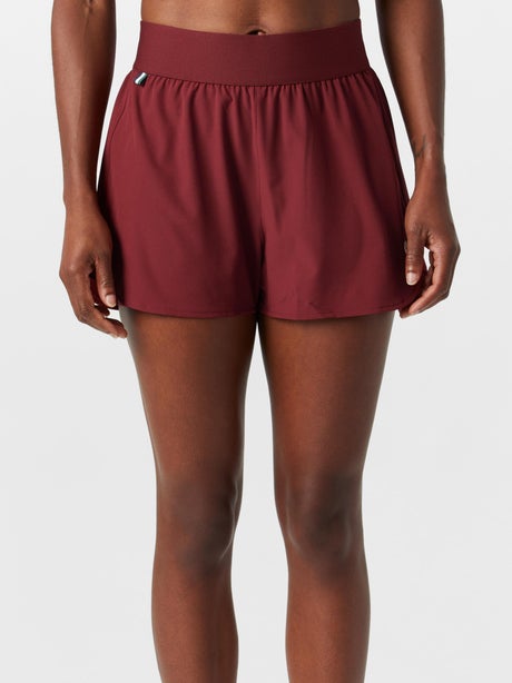 Has Built-in Compression | Tennis Warehouse