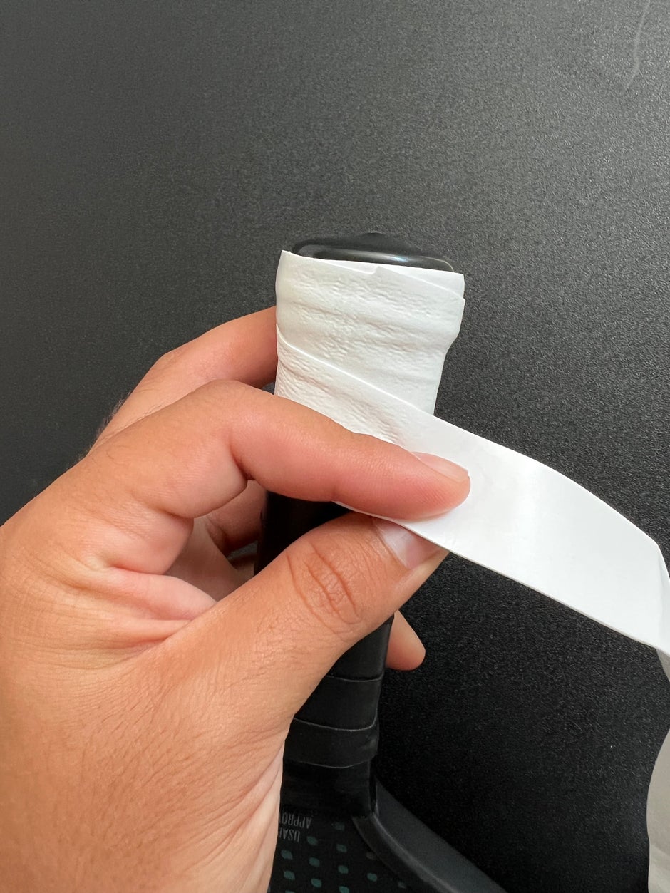 How to Apply a Pickleball Overgrip in 6 Easy Steps